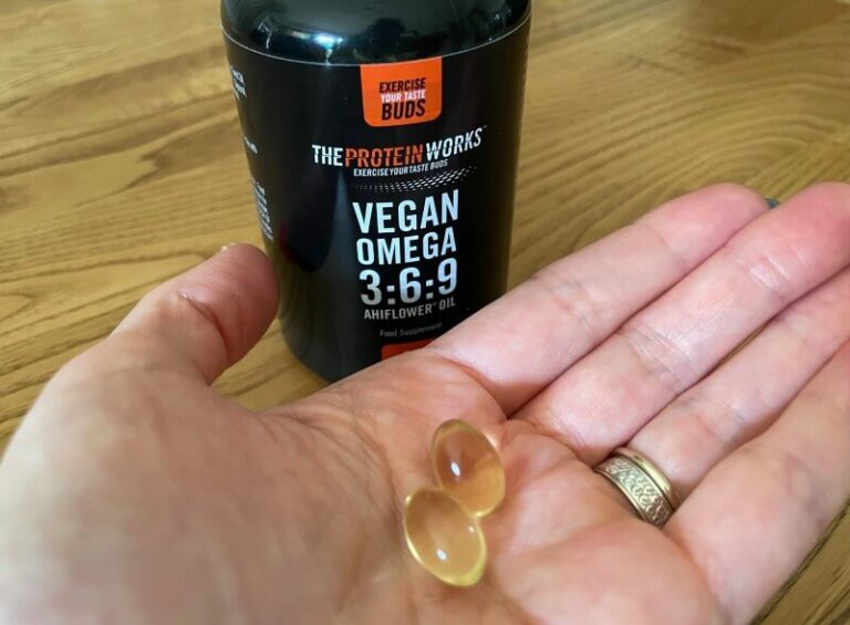 9 Best Vegan Omega 3 Supplements in the UK (2021) Tried & Tested!